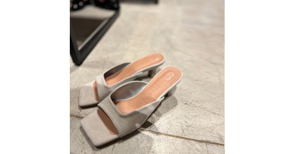 SOLREGN(ソレイン)の【SOLREGN】スクウェアオープントゥサンダル通販 | 集英社HAPPY PLUS STORE